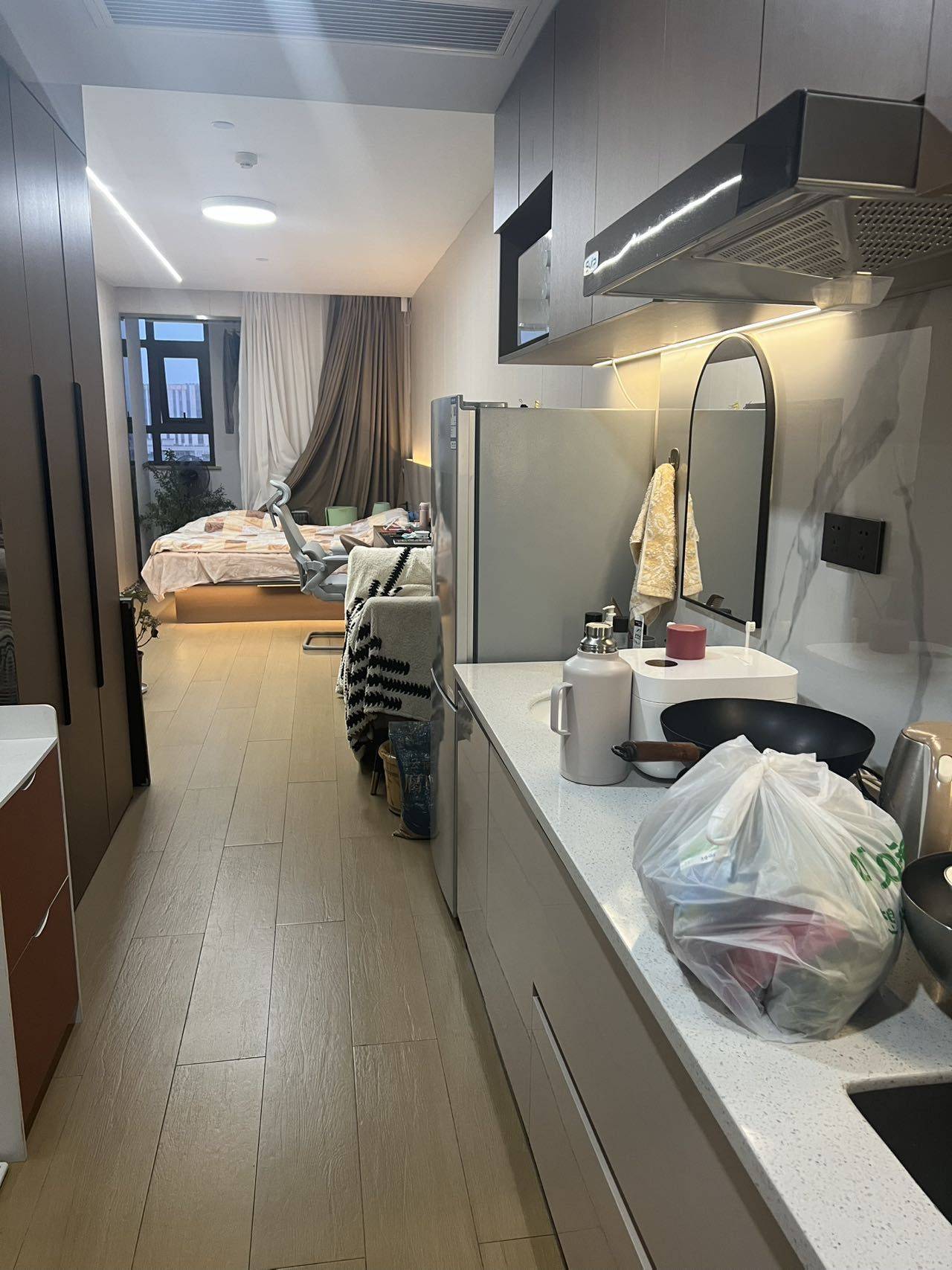 Shanghai-Qingpu-Cozy Home-Clean&Comfy-No Gender Limit-“Friends”-Chilled ...