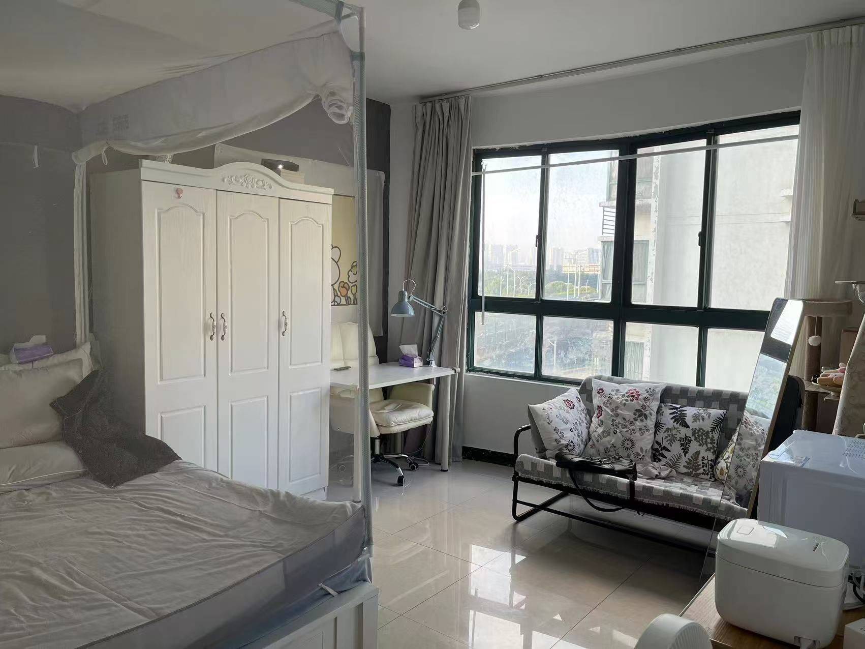 Wuxi-Liangxi-Cozy Home-No Gender Limit-Pet Friendly