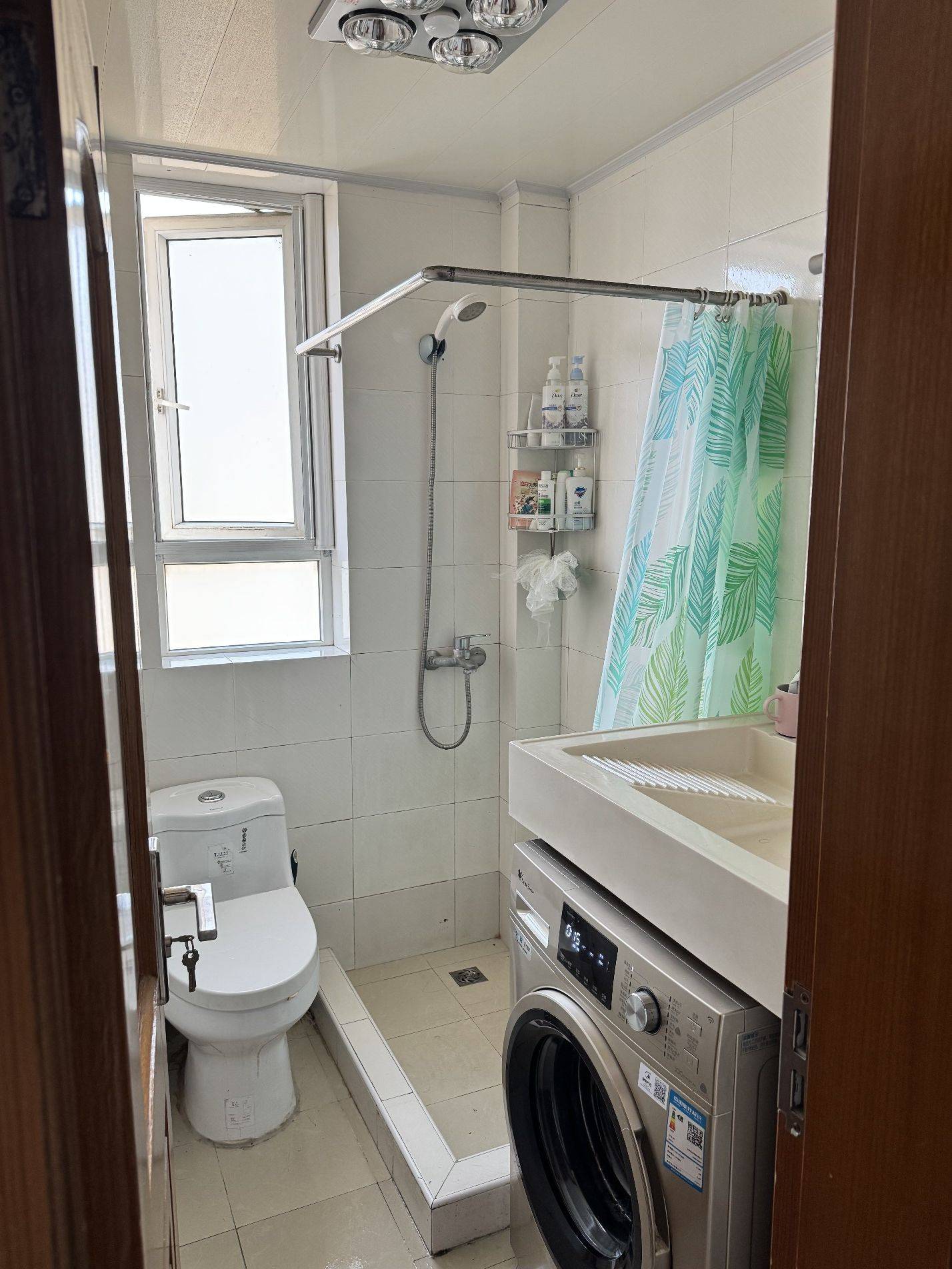 Shanghai-Pudong-Cozy Home-Hustle & Bustle